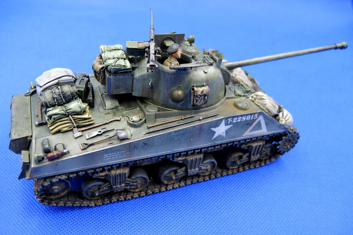 SHERMAN VC FIREFLY