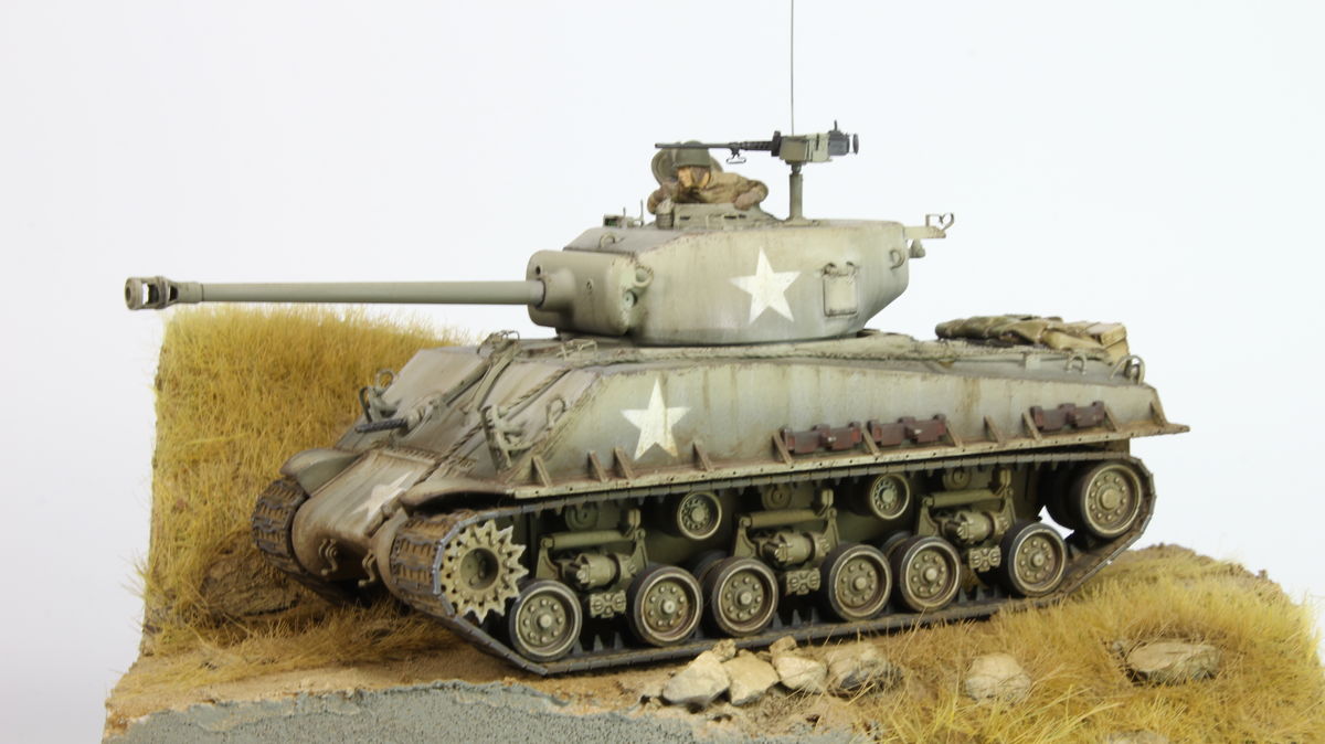 M4A3E8 1:48