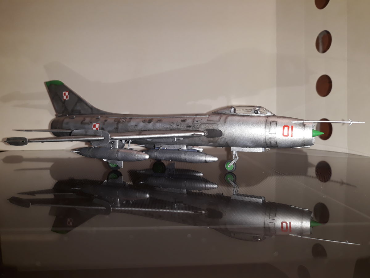 Su-7BM, 1/72 Modelsvit Su-7BM, 1/72 Modelsvit