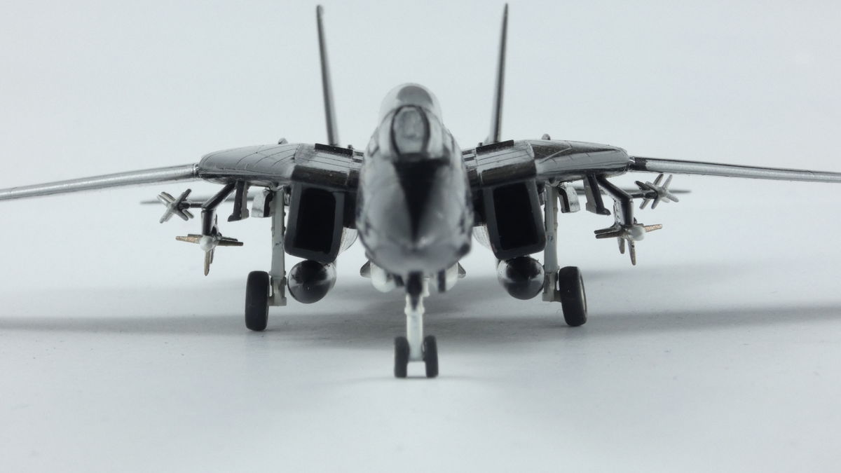 F-14A Black Tomcat Revell 04029 1:72 F-14A Black Tomcat Revell 04029 1:72