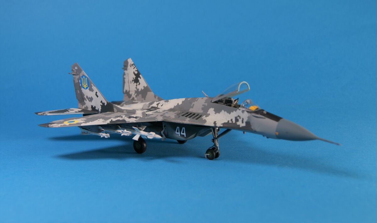 Trumpeter 1:72 MiG-29C 9.13 "Привид Києва"