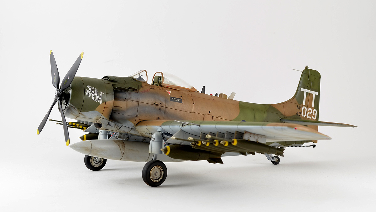 Douglas A1J Skyraider